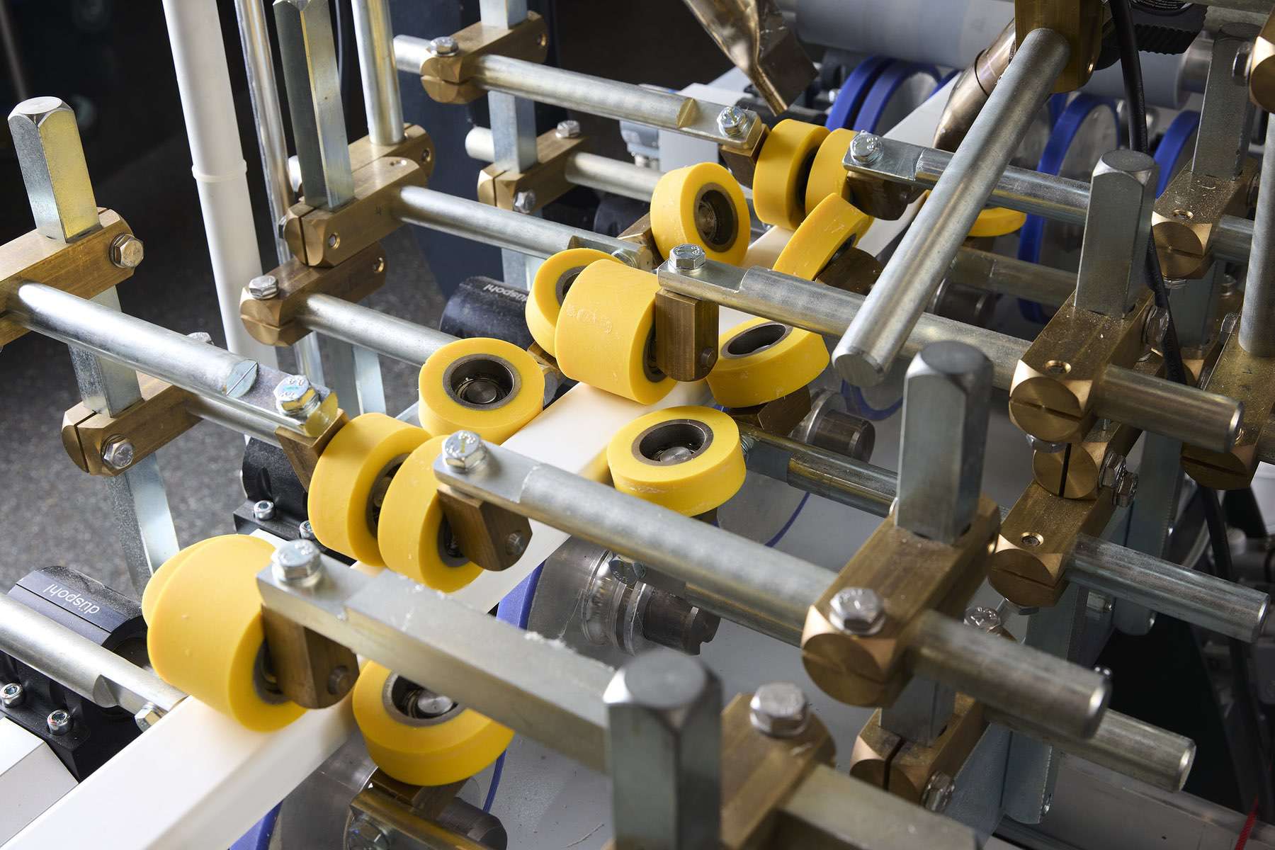 Revestimiento de perfiles de ventanas – Amevec