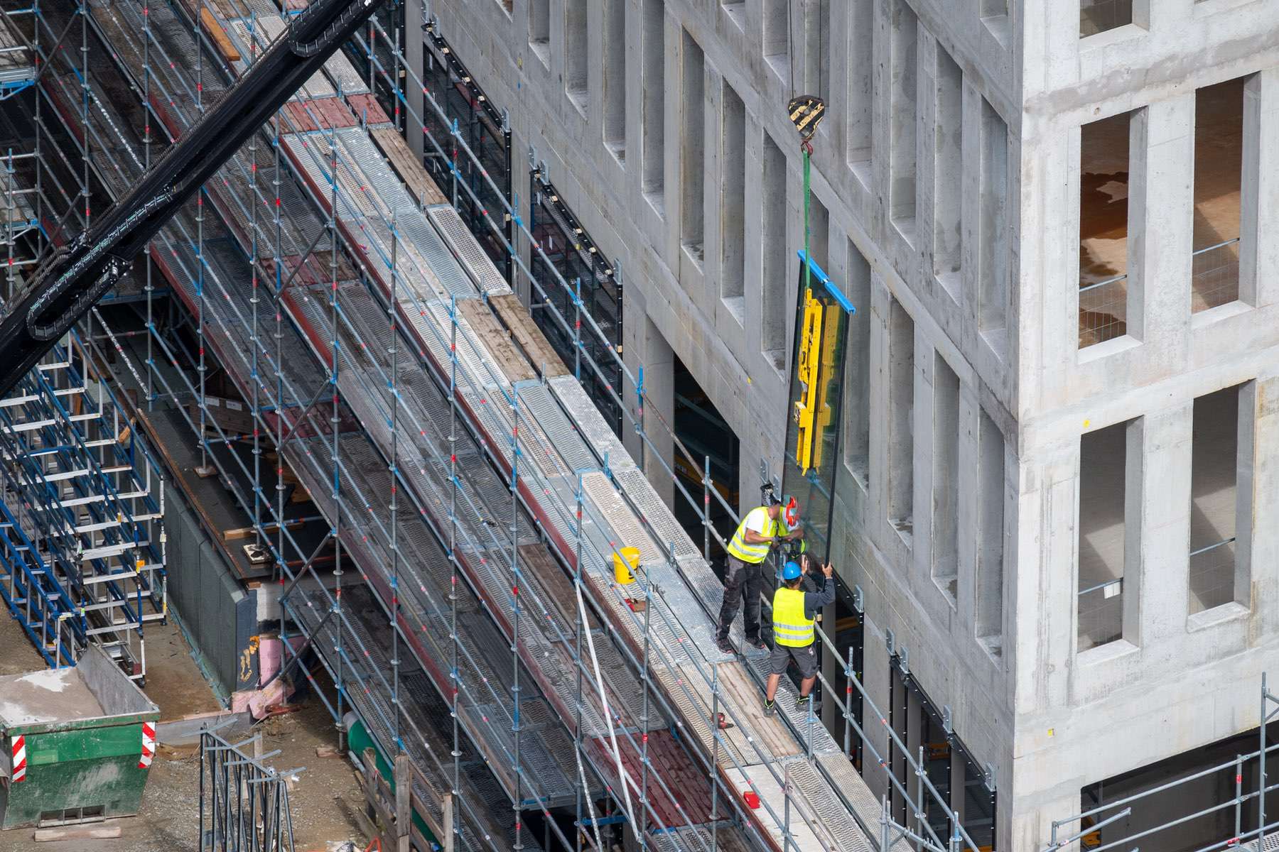 Amevec Glass – Manipulación del vidrio en obra – Amevec